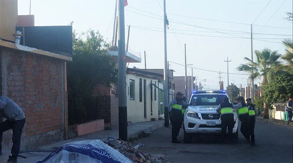 Gritos de auxilio de mujer despertaron a vecindario en calle Espinar